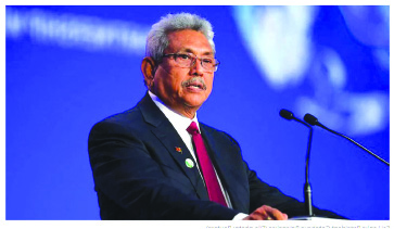 आग लंकेत, बंब पाण्यात – मार्मिक